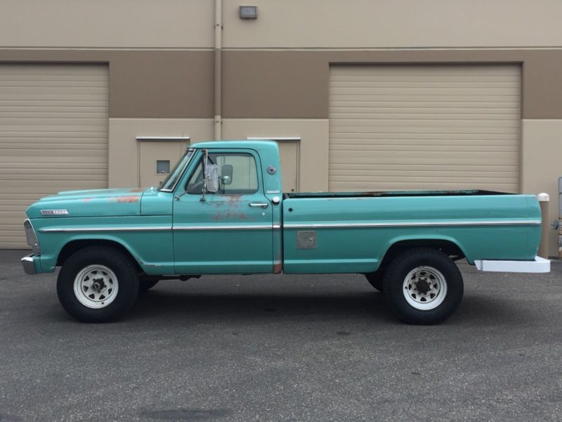 Body side Trim Molding, (complete 8 pc. kit, with clips) Fits LONG ...