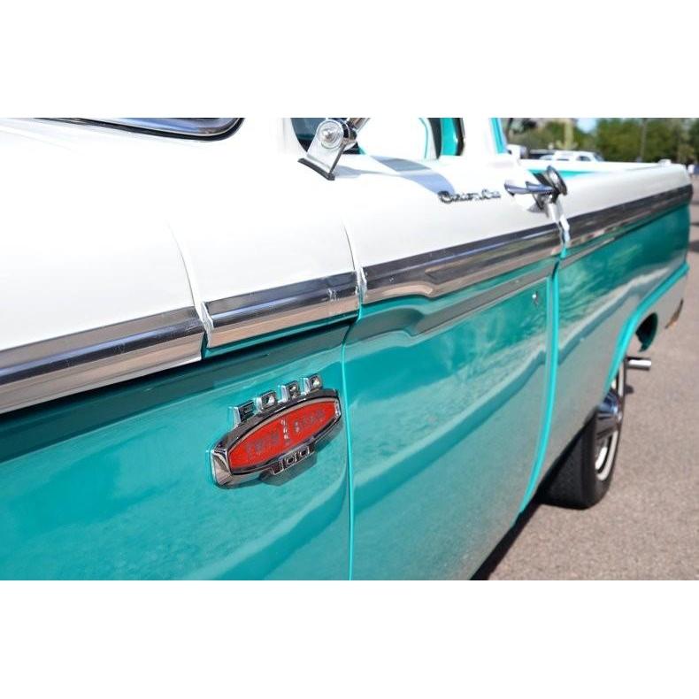 Body side Trim Molding, complete 10 pc. kit (with clips) Fits Short ...