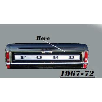 Tailgate trim molding, (UPPER right side) 1967-72 (C7TZ-9941018-A ...